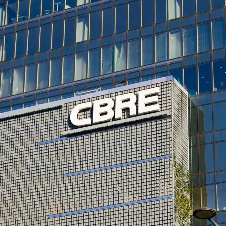 CBRE adquiere Industrious y crea segmento comercial - Centro Urbano