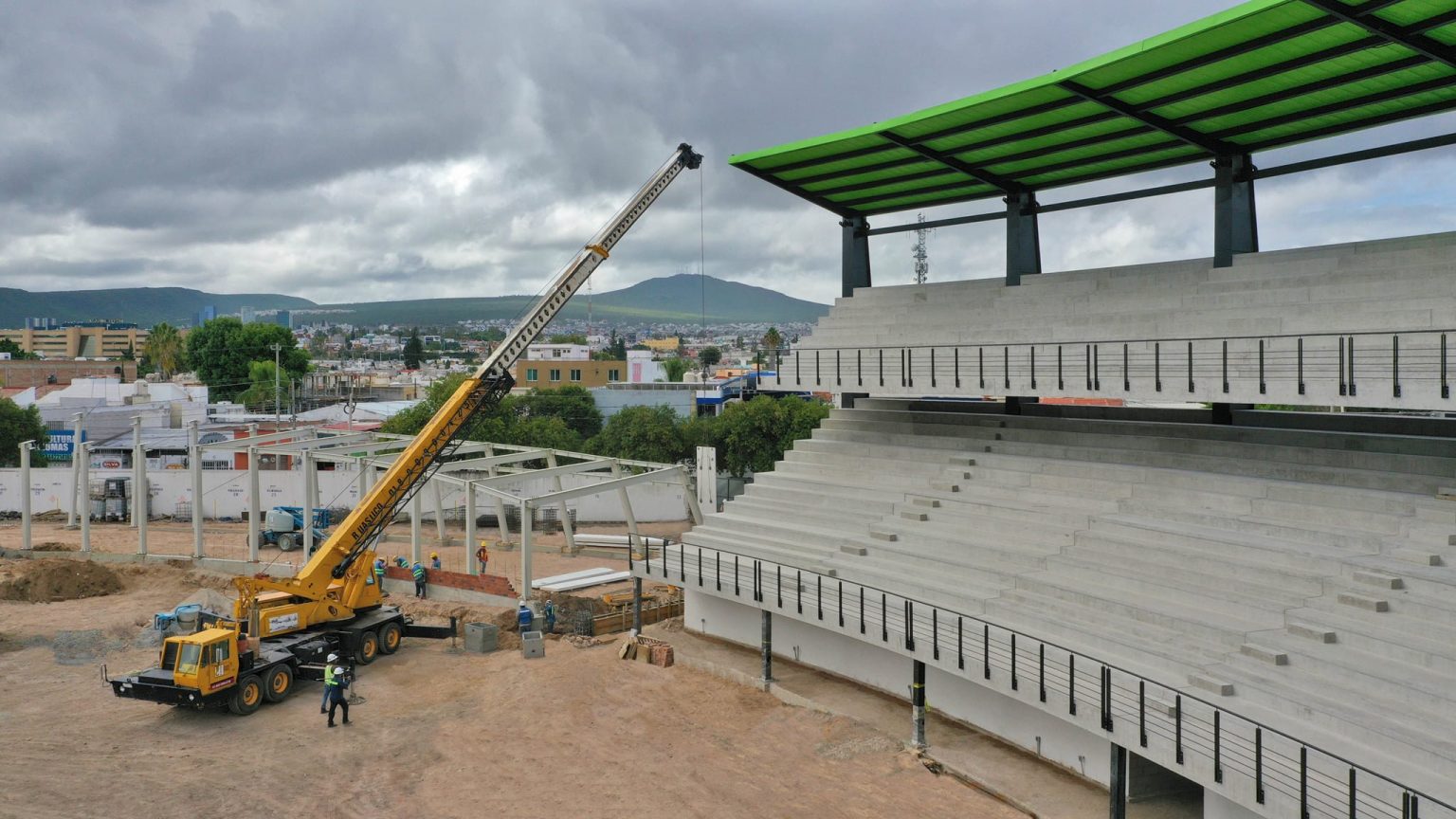 Alistan reapertura del Estadio Olímpico Alameda, en Querétaro - Centro ...