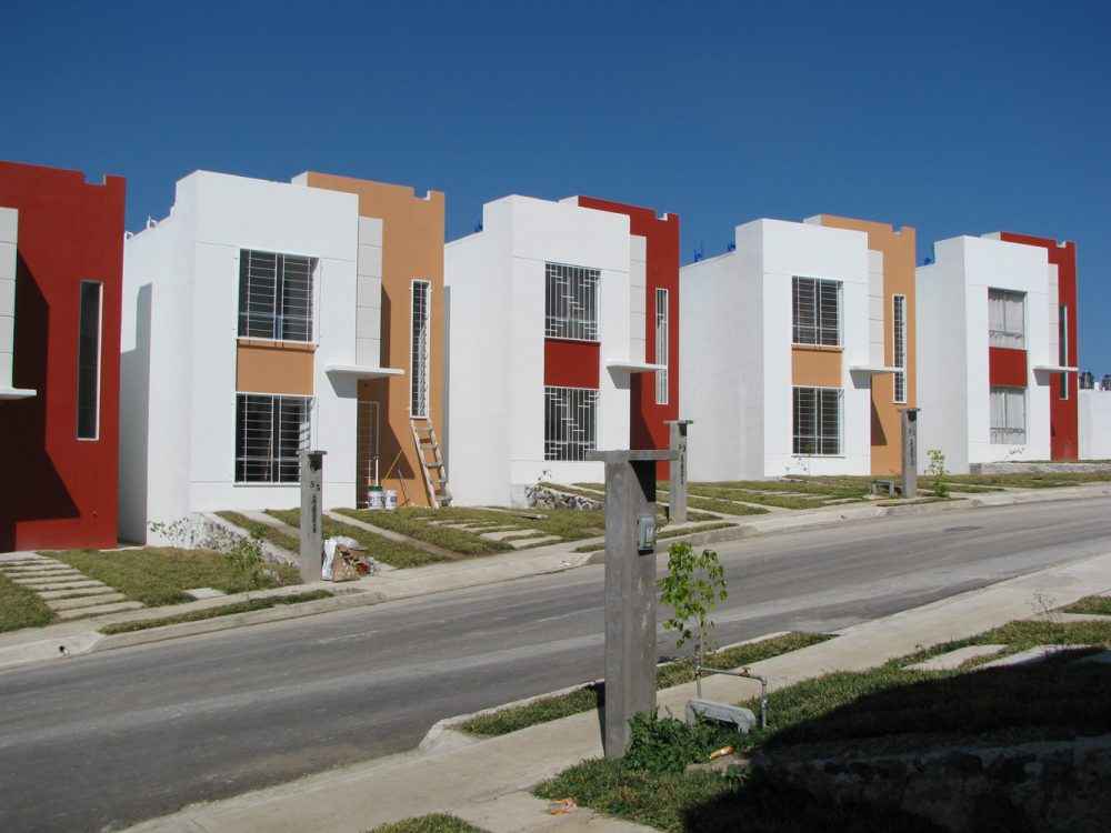 Homex concluye exitosamente reestructura - - Centro Urbano
