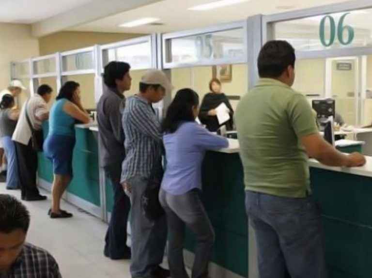 Unifican trámites Infonavit, IMSS y SAT en Mérida - - Centro Urbano
