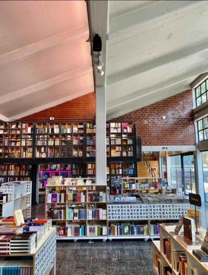Remodelación de la librería Jaime García Terrés – UNAM - Centro Urbano