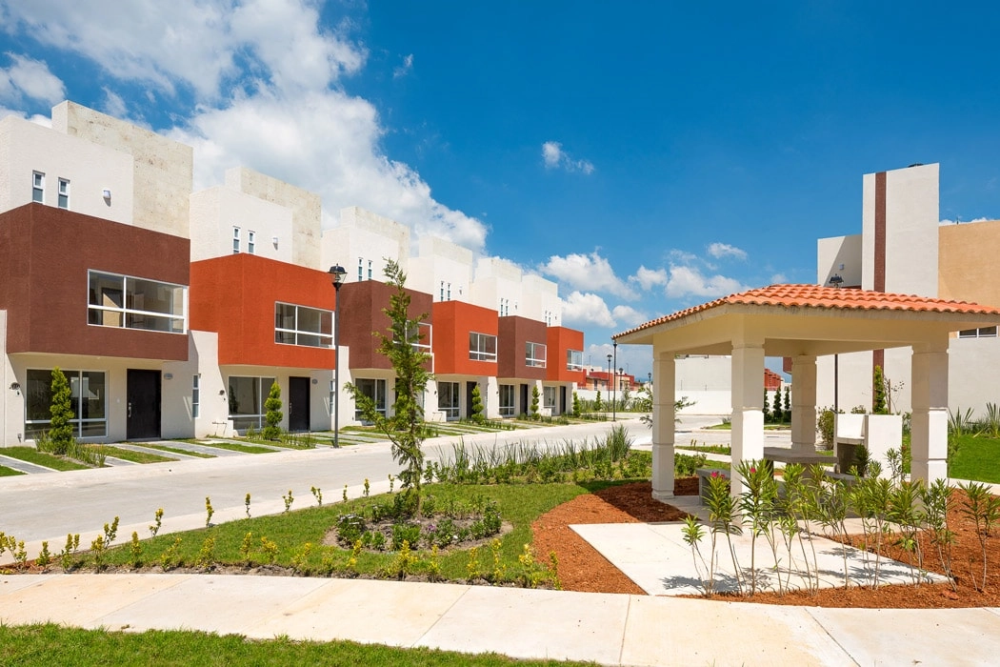 Casas Ara: 47 años edificando sueños y hogares - - Centro Urbano