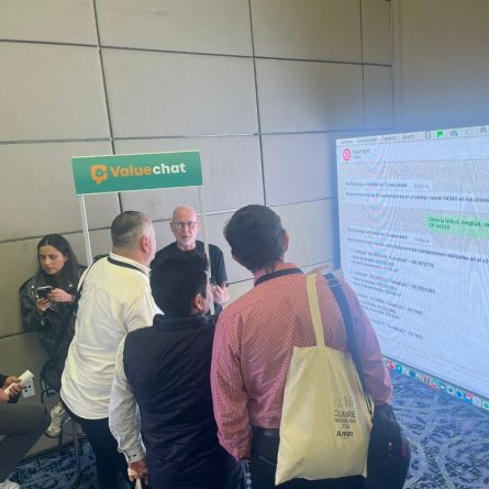 Exitosa presentación de Value Chat en la Cumbre Inmobiliaria de AMPI ...